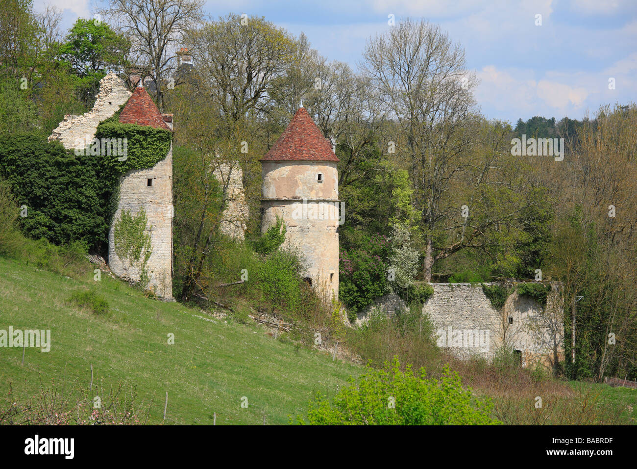 Arcy sur cure hi-res stock photography and images - Alamy