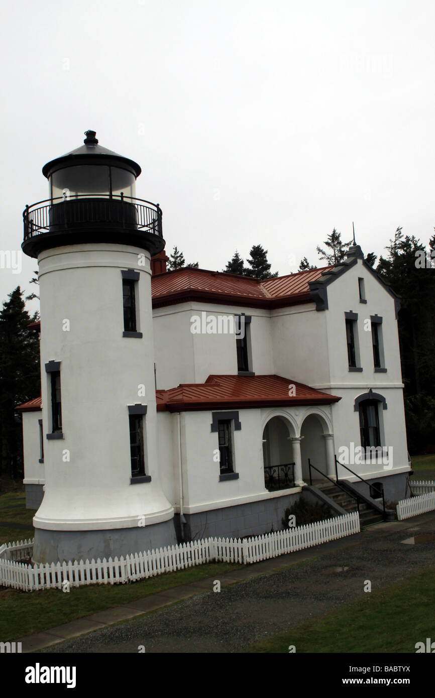 Lighthouse gift shop hi-res stock photography and images - Alamy