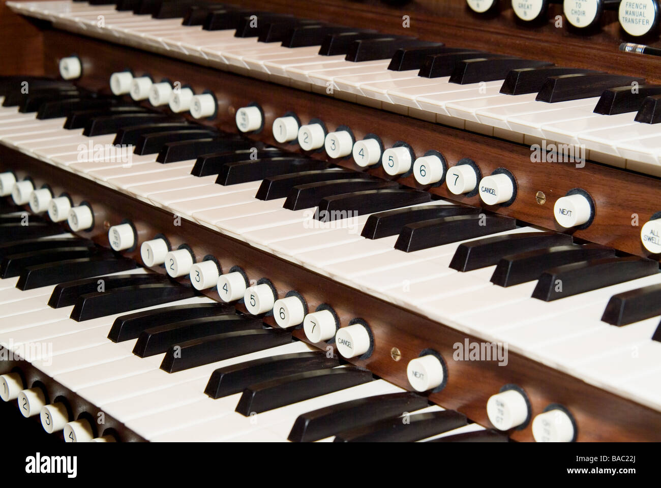 Music instruments keyboard instrument organ hi-res stock photography ...