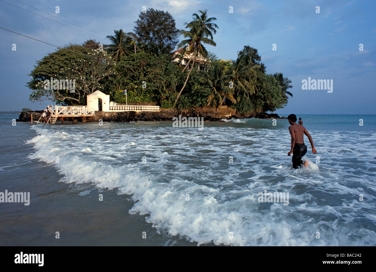 Sri Lanka, Southern province, Weligama Bay, Taprobane Island Stock ...