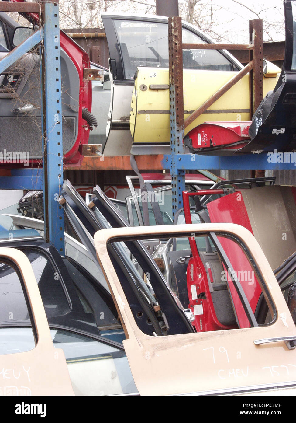 Car storage repair salvage hi-res stock photography and images - Alamy