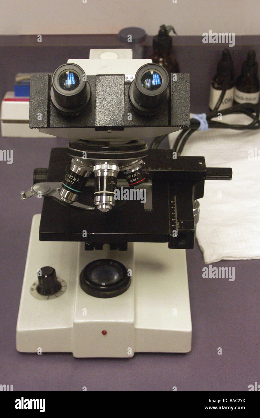 Optical services hi-res stock photography and images - Alamy