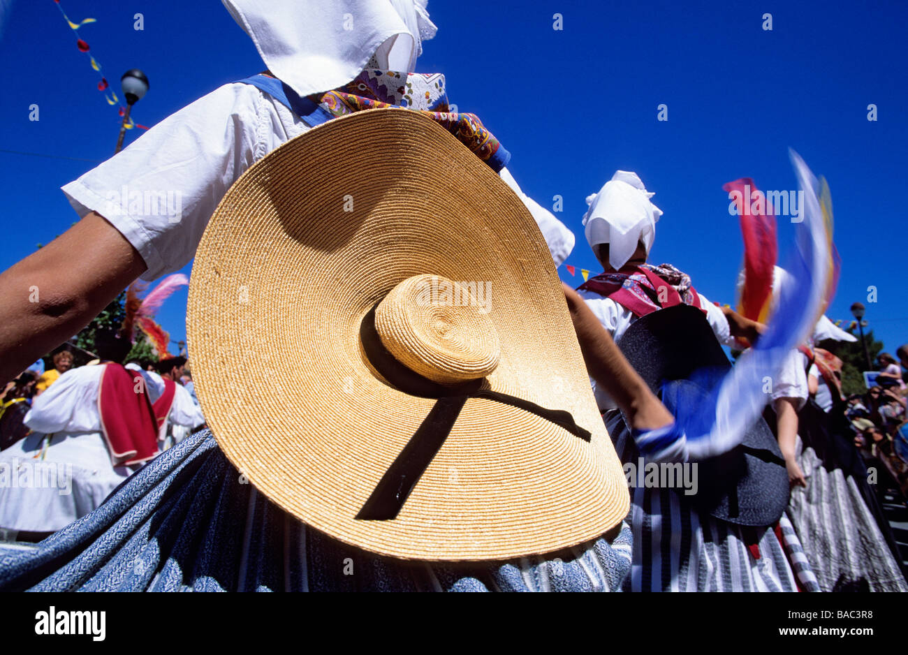 Traditional french dance provence hi-res stock photography and images ...