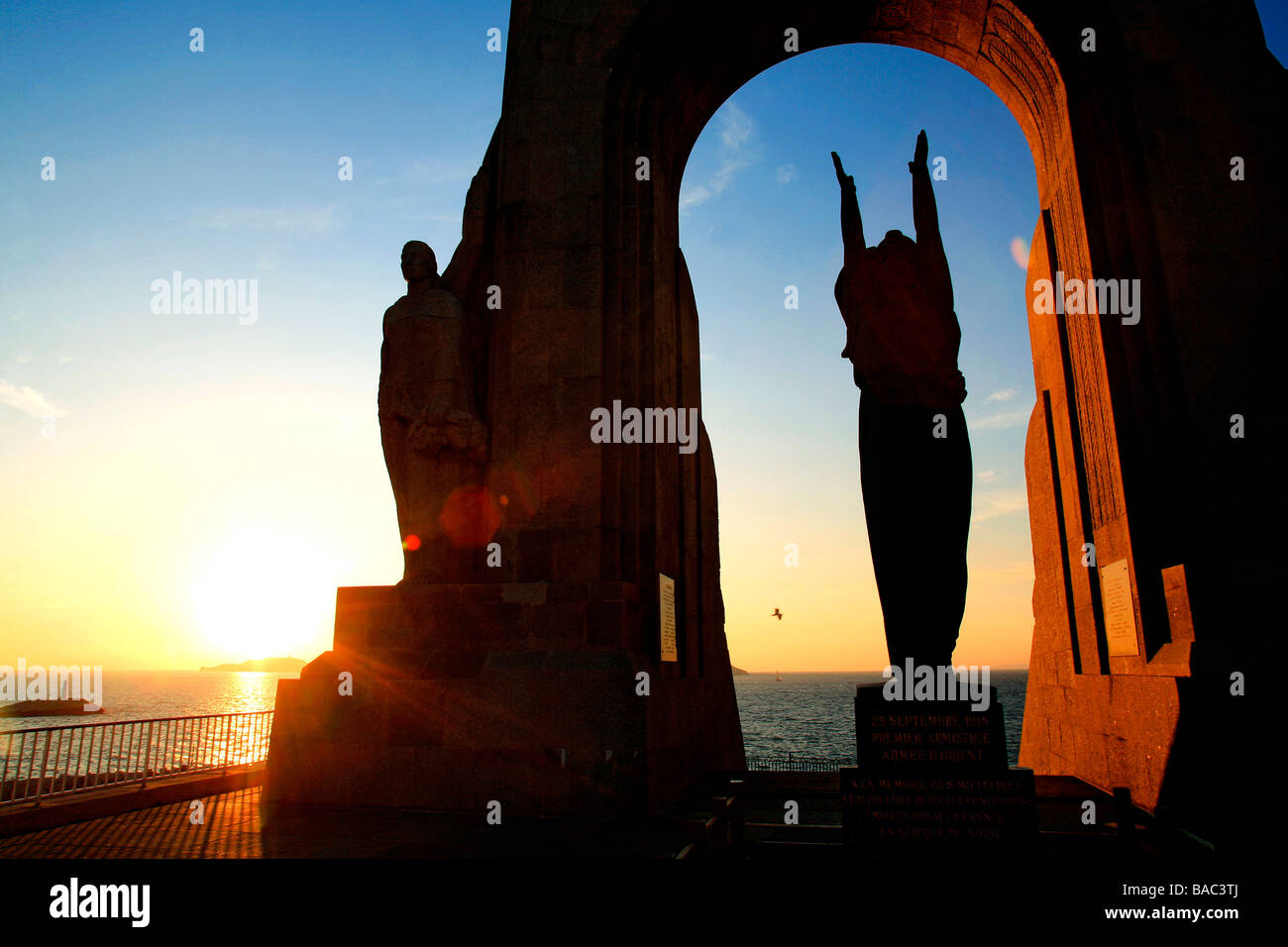 France, Bouches du Rhone, Marseille, the Corniche, war memorial Stock ...