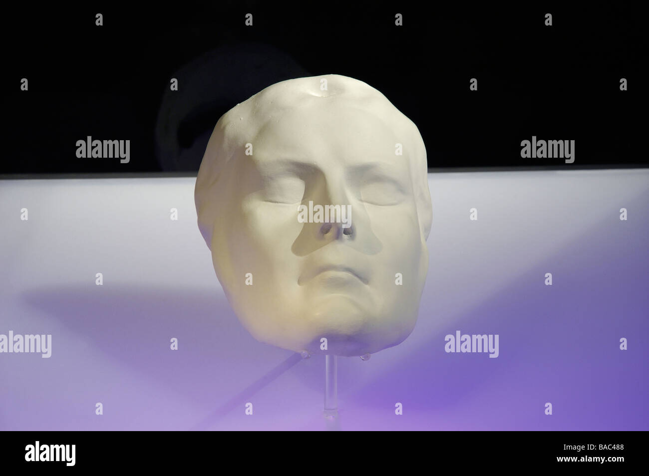 Death mask of the Empress Sisi at Sisi Museum in Vienna Stock Photo - Alamy