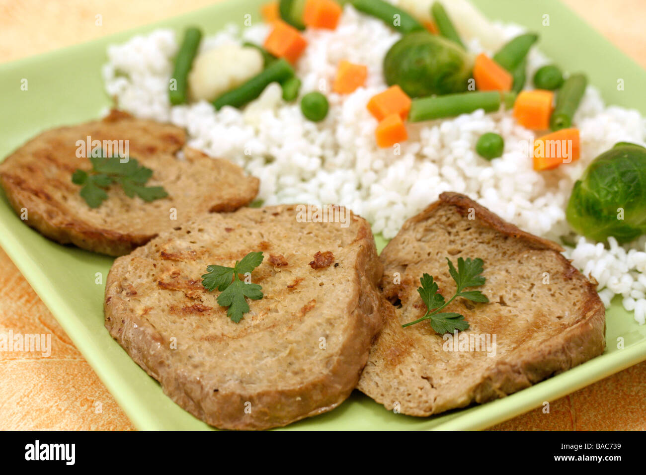 Seitan hi-res stock photography and images - Alamy