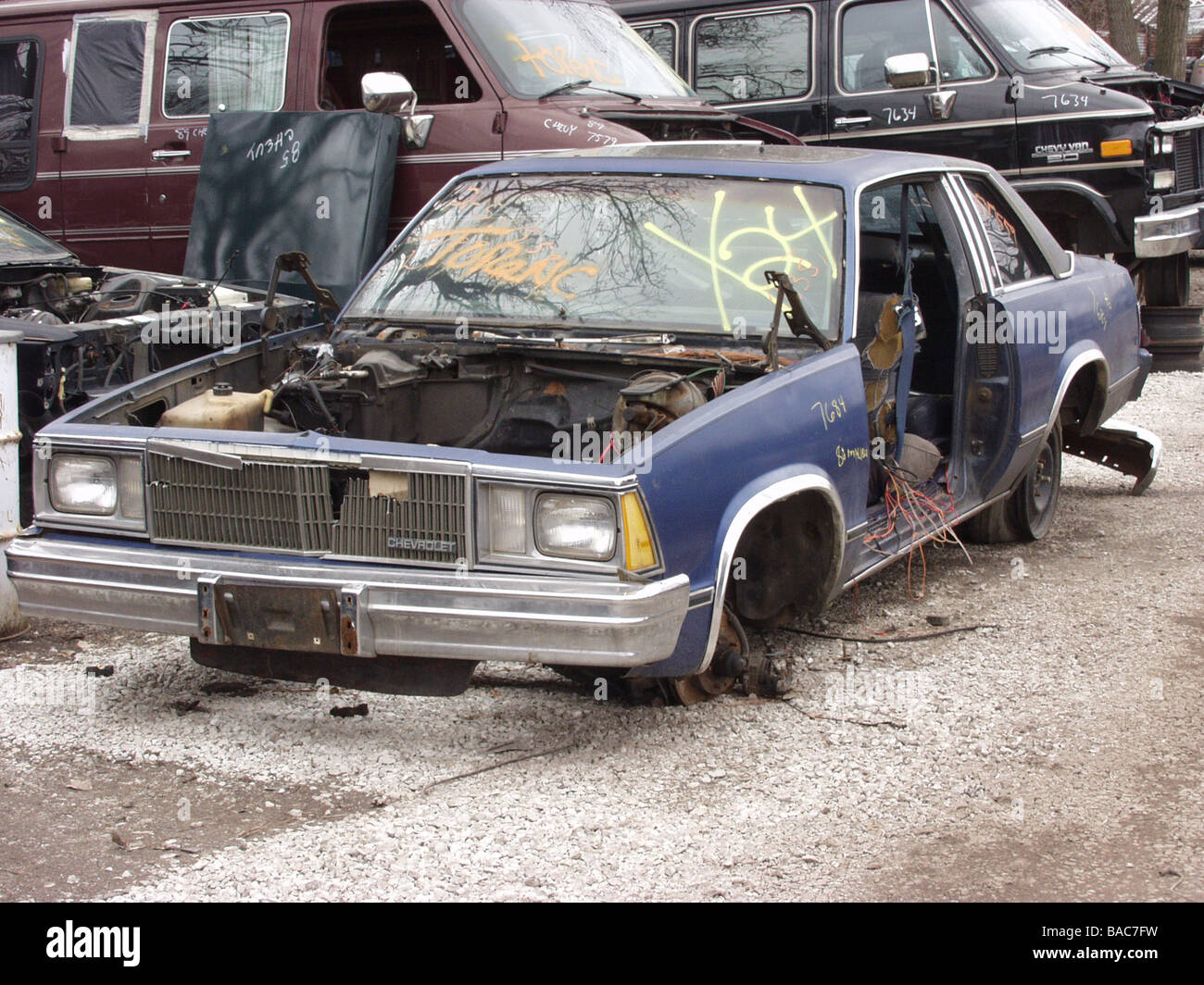 Wrecking service hi-res stock photography and images - Alamy