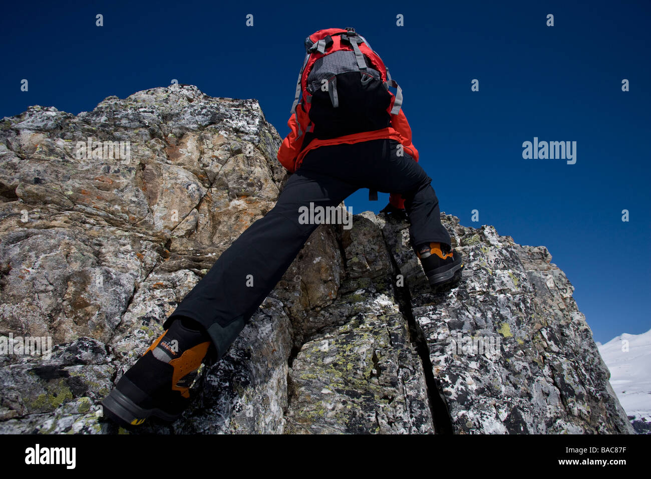 Climbing parka hi-res stock photography and images - Alamy
