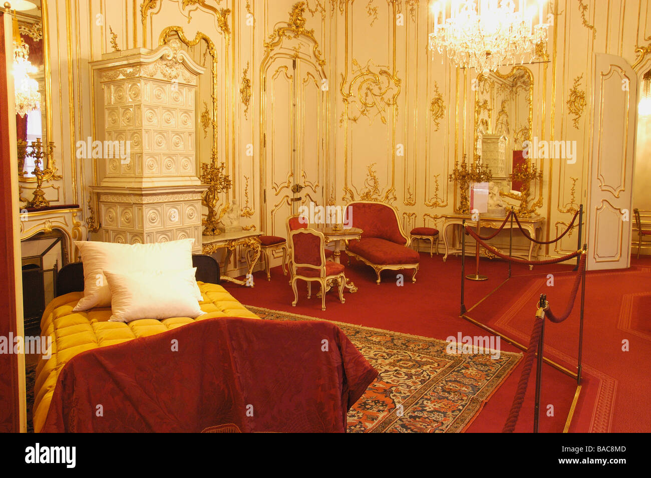 Bedroom of Empress Elisabeth in Vienna Hofburg Stock Photo - Alamy