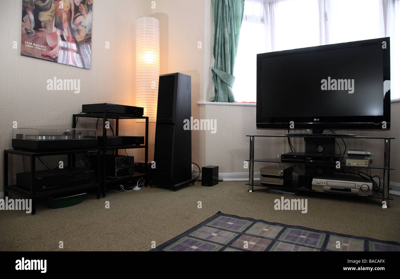 tv and hi-fi Stock Photo - Alamy