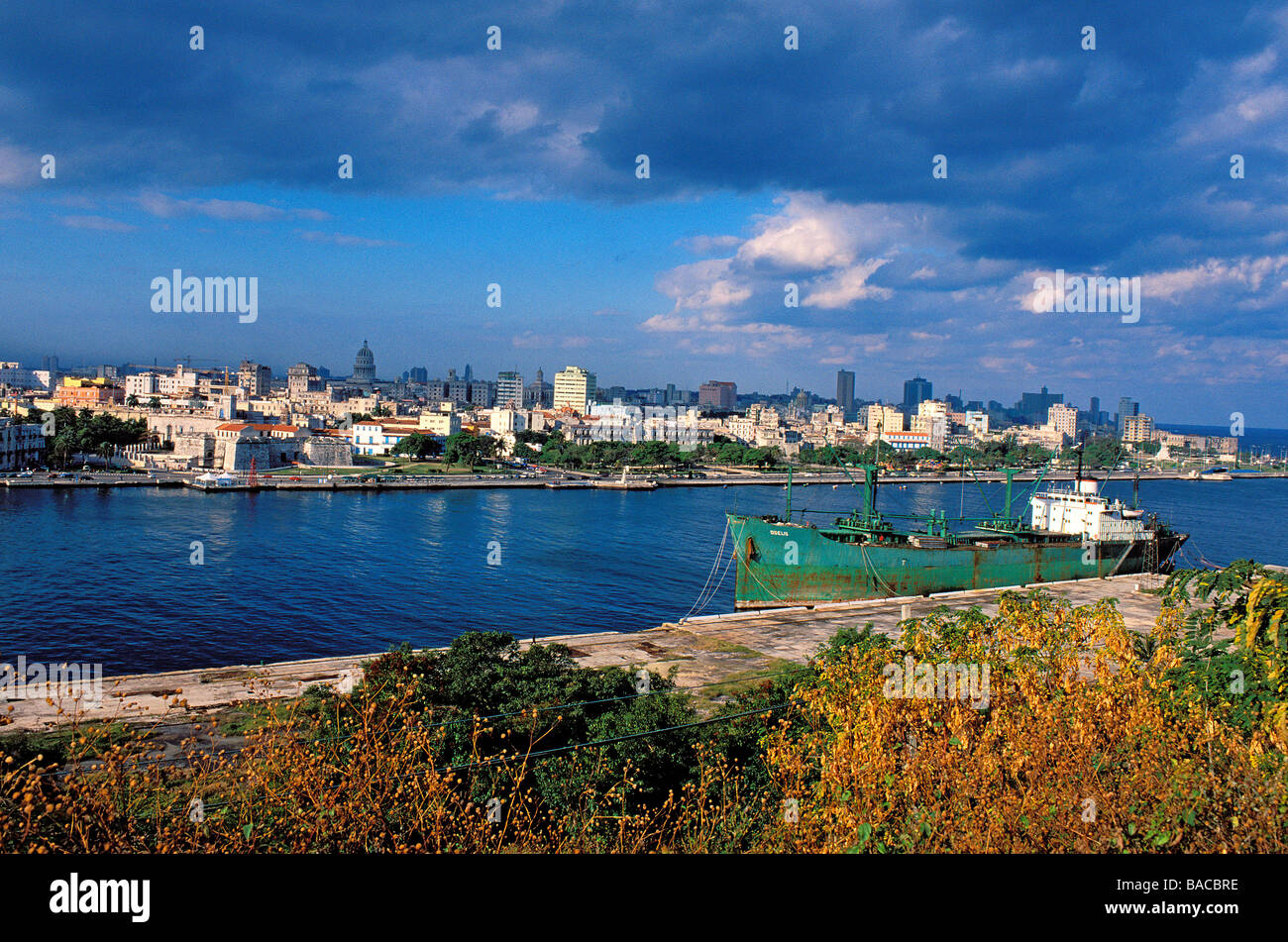 Cuba, Havana, overview Stock Photo - Alamy