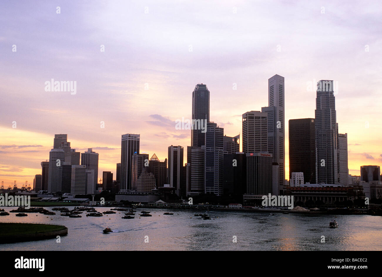 Singapore, view of the buildings at dusk Stock Photo - Alamy