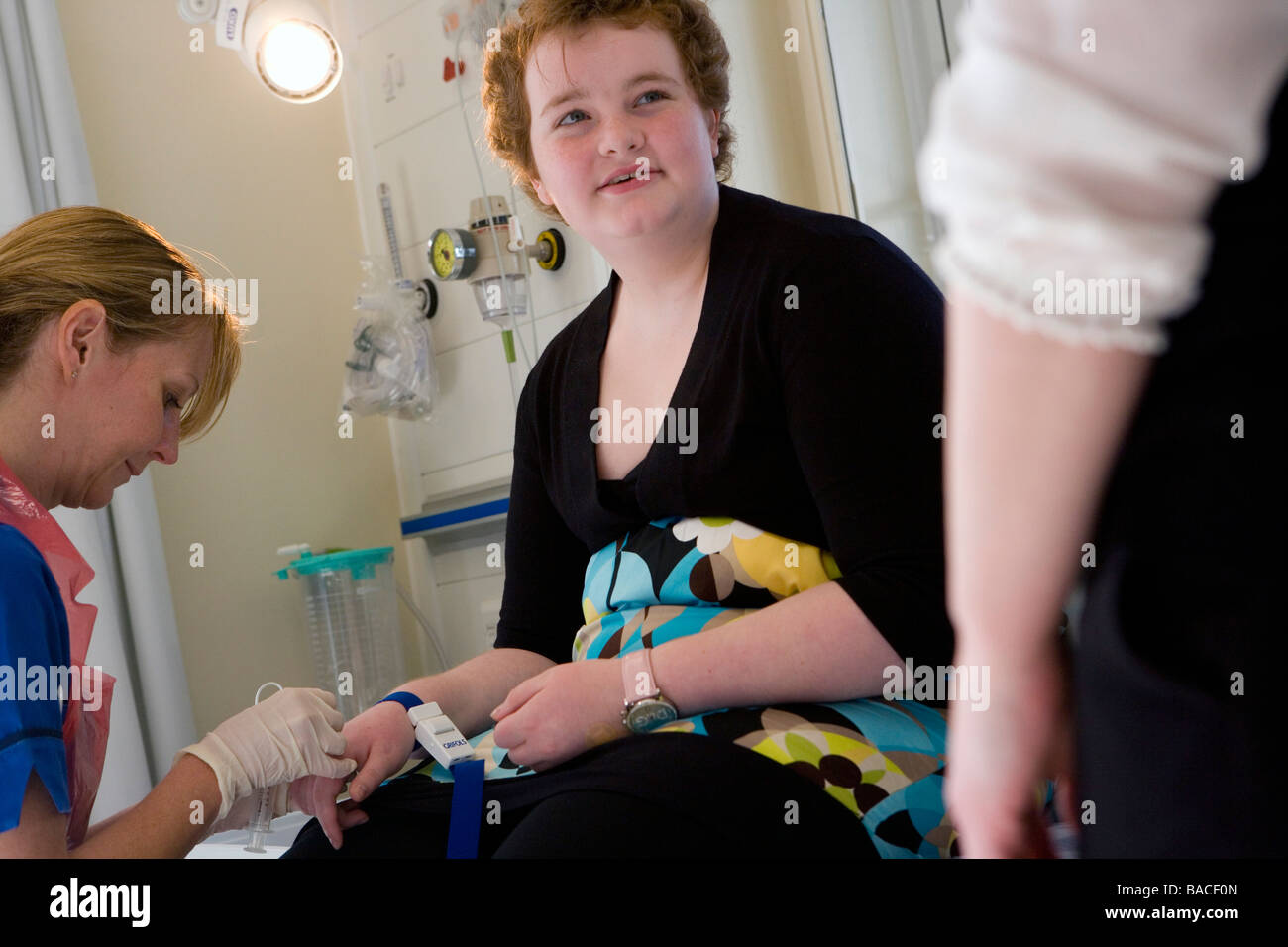 Children with leukaemia hi-res stock photography and images - Alamy