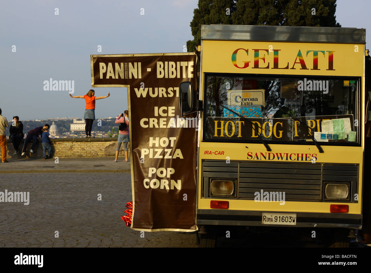 Italian ice cream van hi-res stock photography and images - Alamy