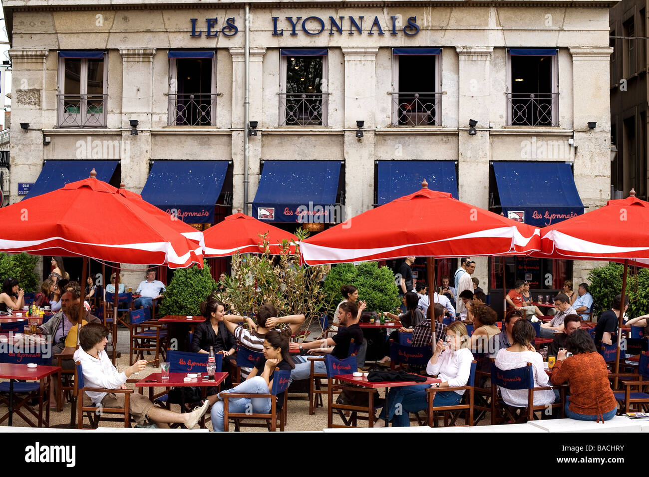 Les lyonnais cafe terrace hi-res stock photography and images - Alamy