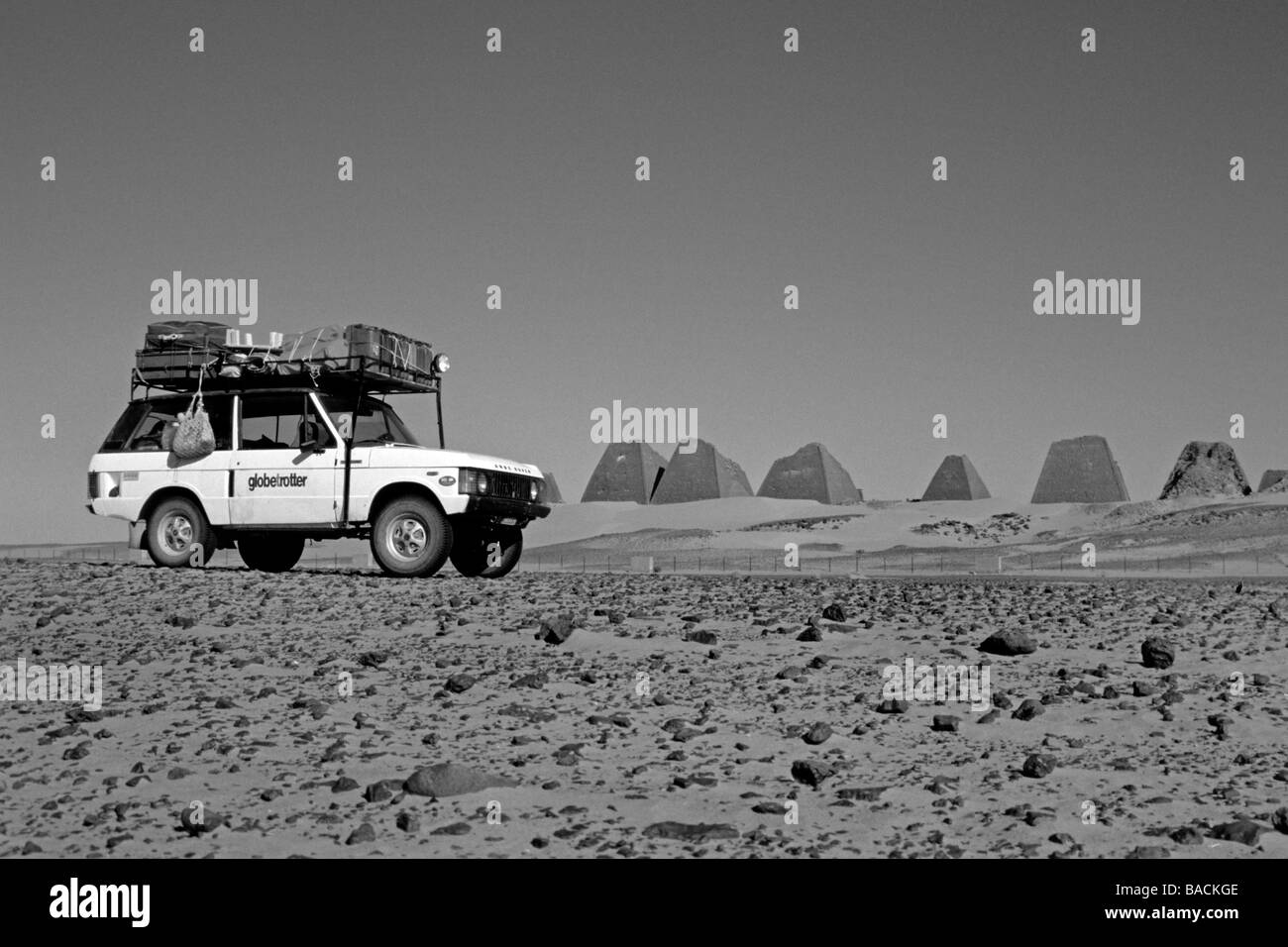 Desert islamic image Black and White Stock Photos & Images - Alamy