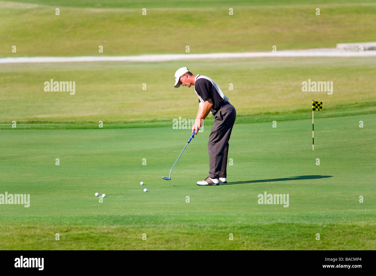 Golf course country club hi-res stock photography and images - Alamy