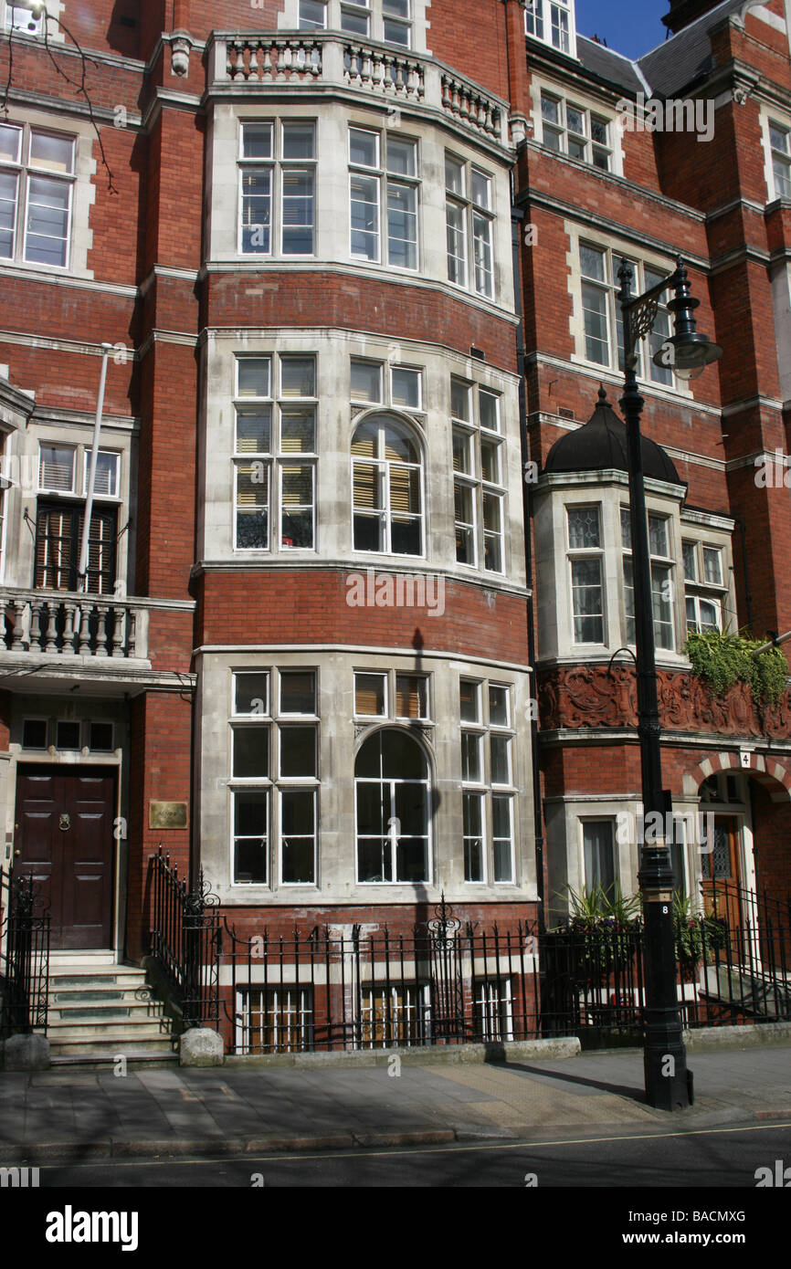 Typical architecture in Mayfair London Stock Photo - Alamy