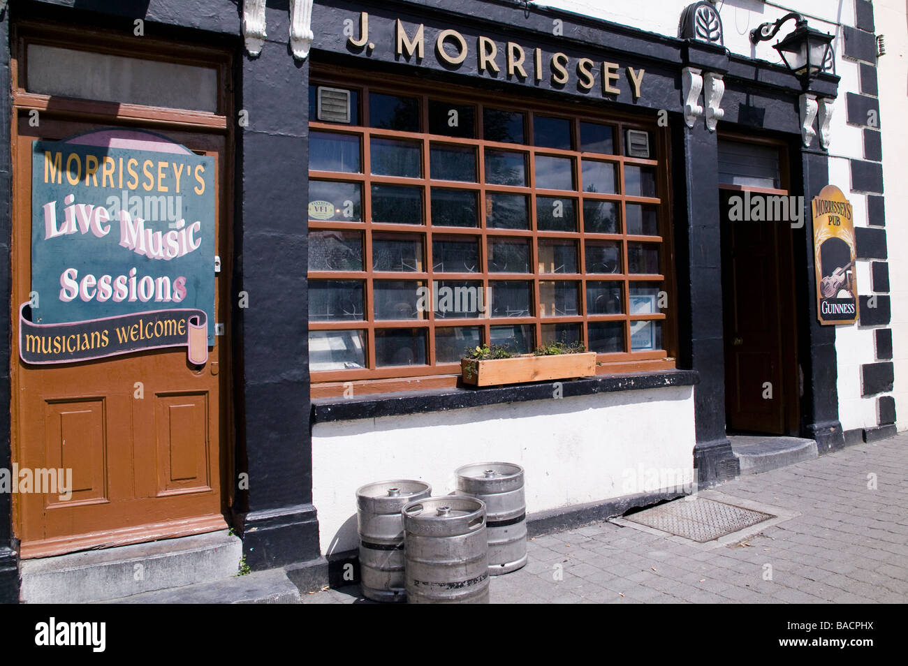 Restaurant store front Ireland Stock Photo - Alamy