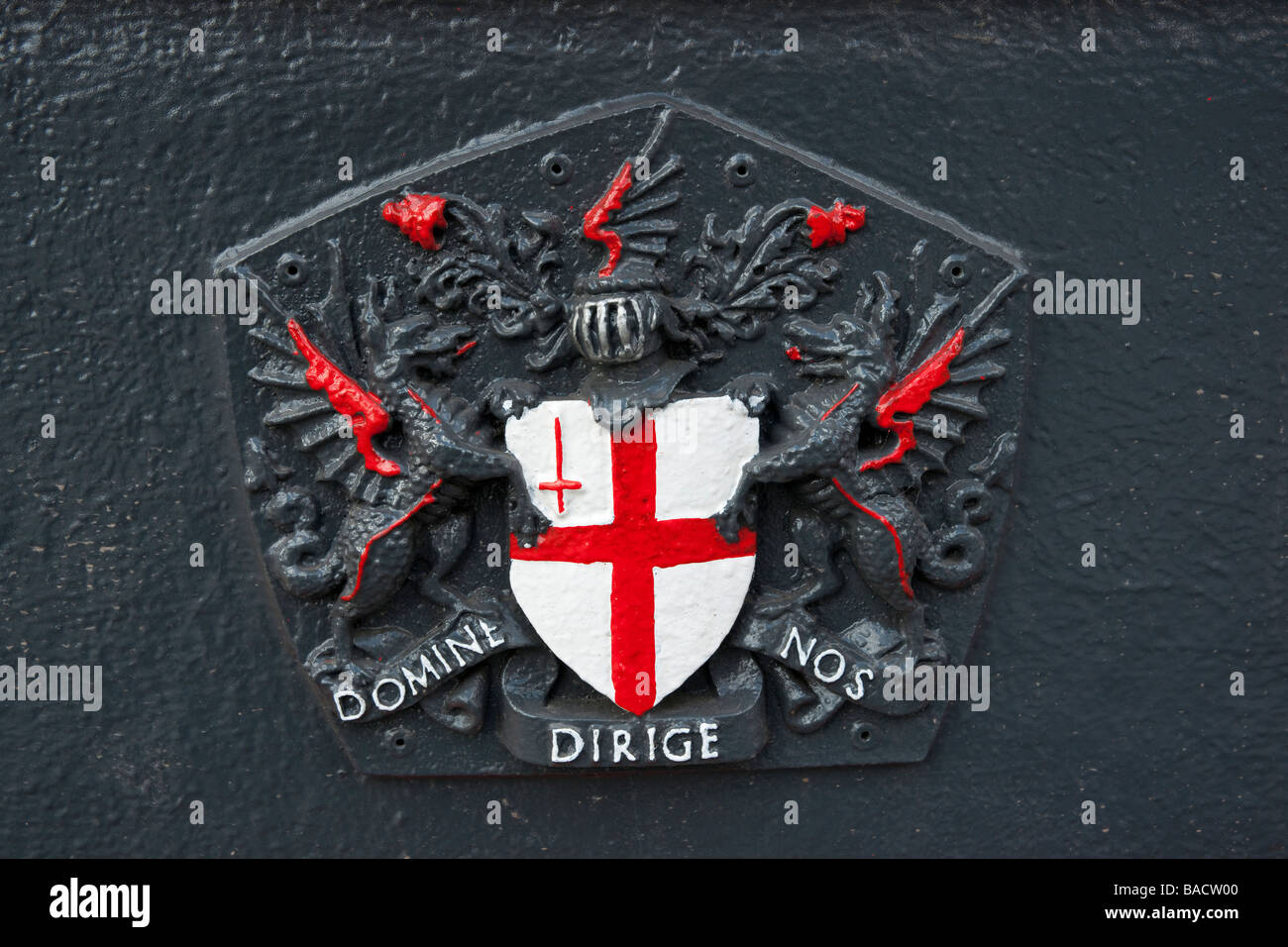 City of london coat of arms hi-res stock photography and images - Alamy