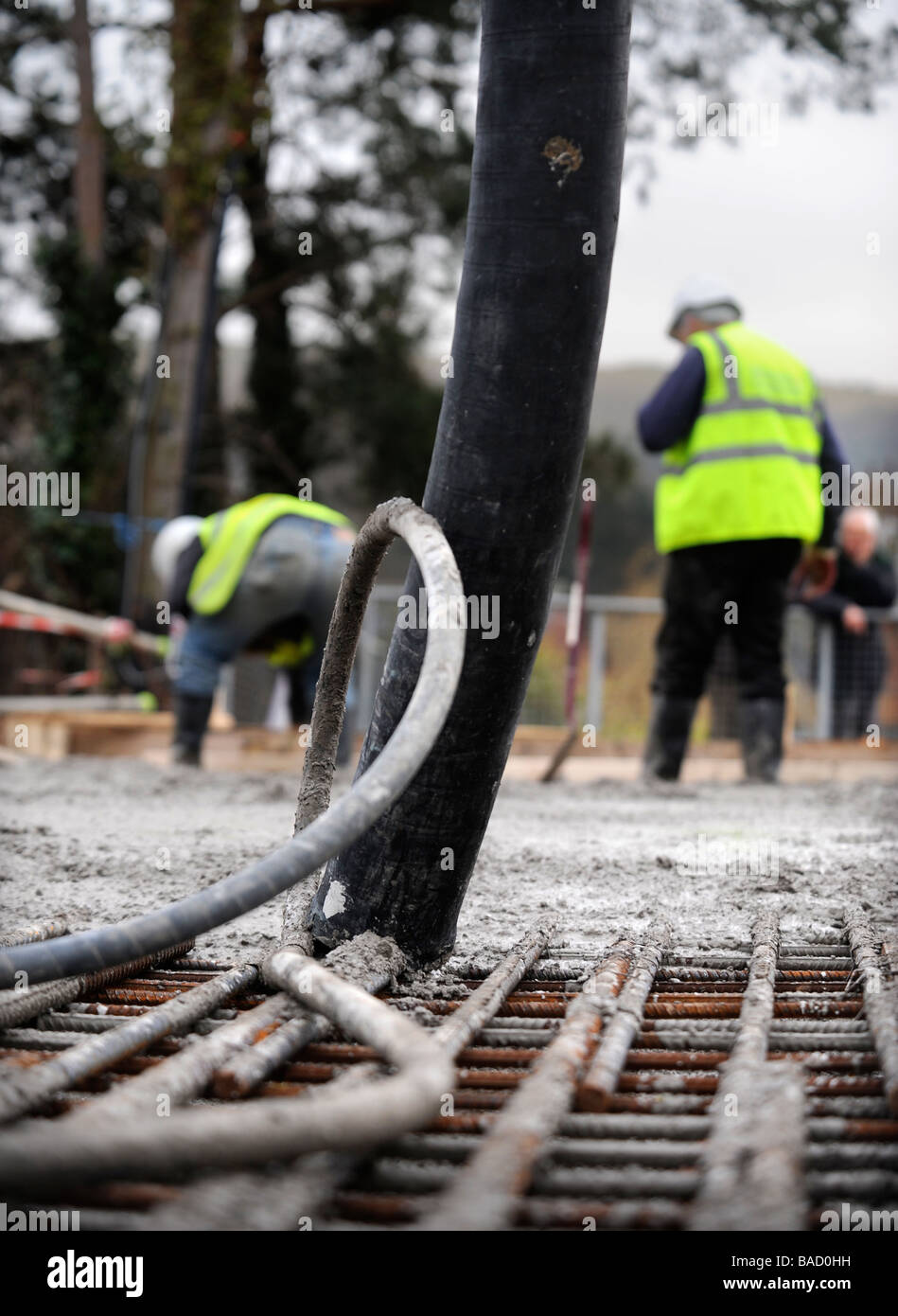 Sand gravel mesh building construction hi-res stock photography and ...