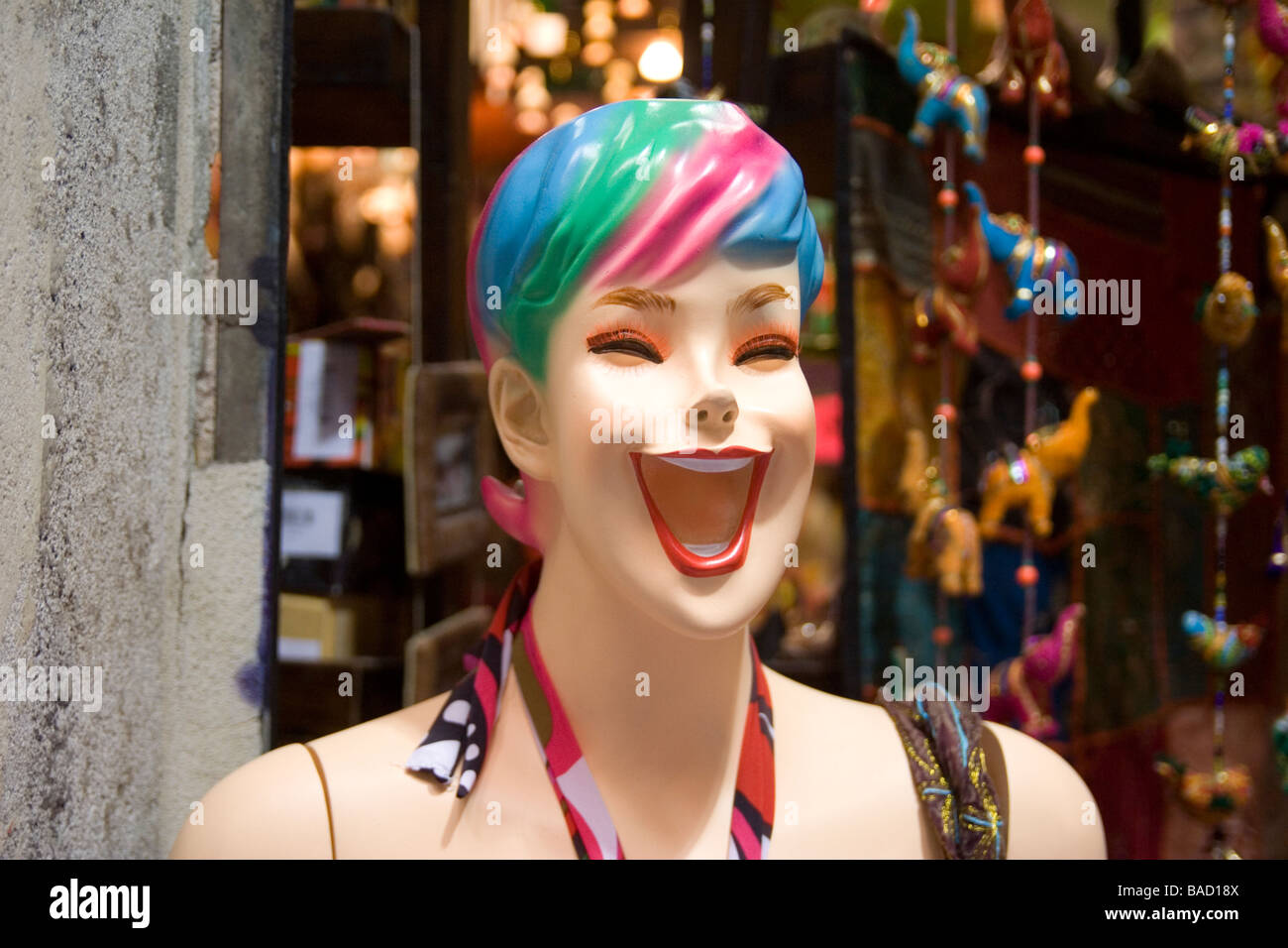 Laughing mannequin hi-res stock photography and images - Alamy