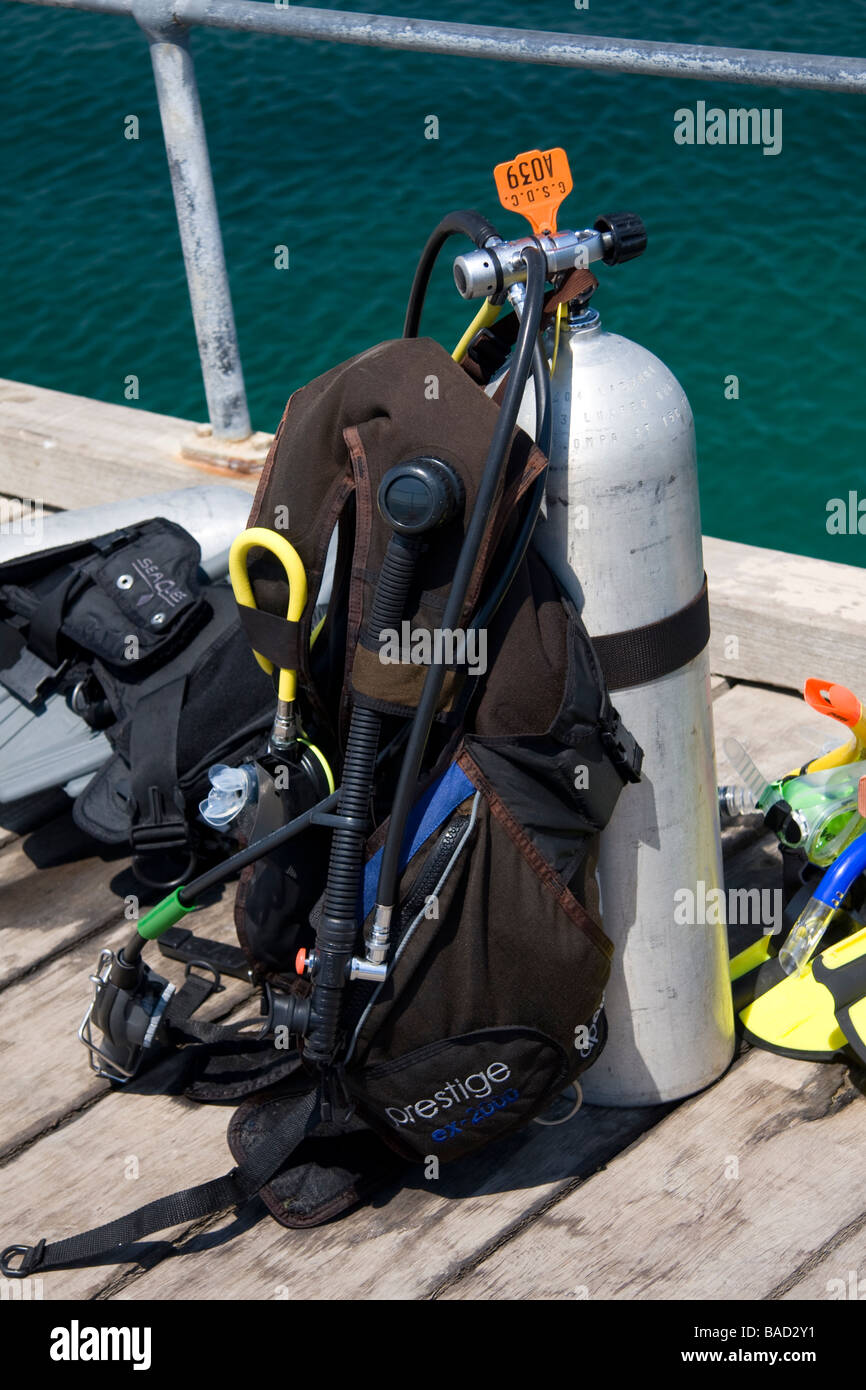 Scuba tank hi-res stock photography and images - Alamy