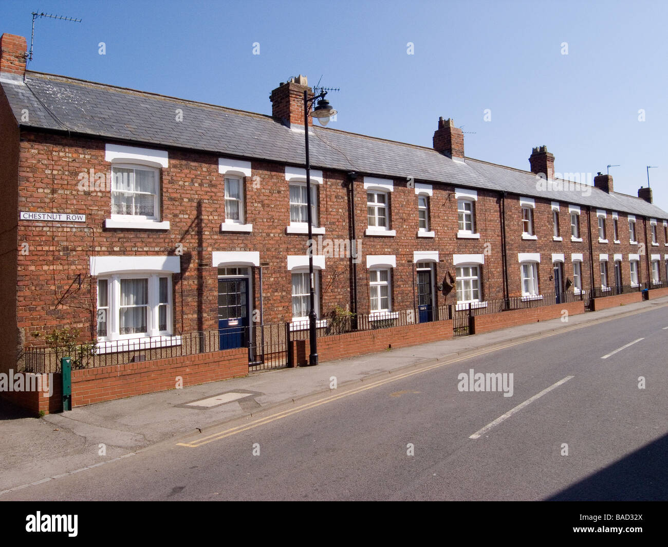 Double row houses hi-res stock photography and images - Alamy
