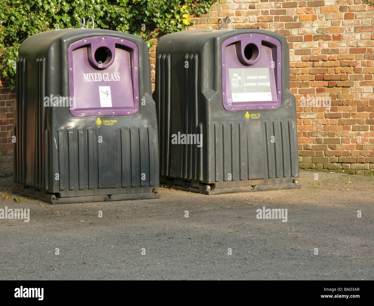 Waste trash recycling uk wales gb hi-res stock photography and images ...