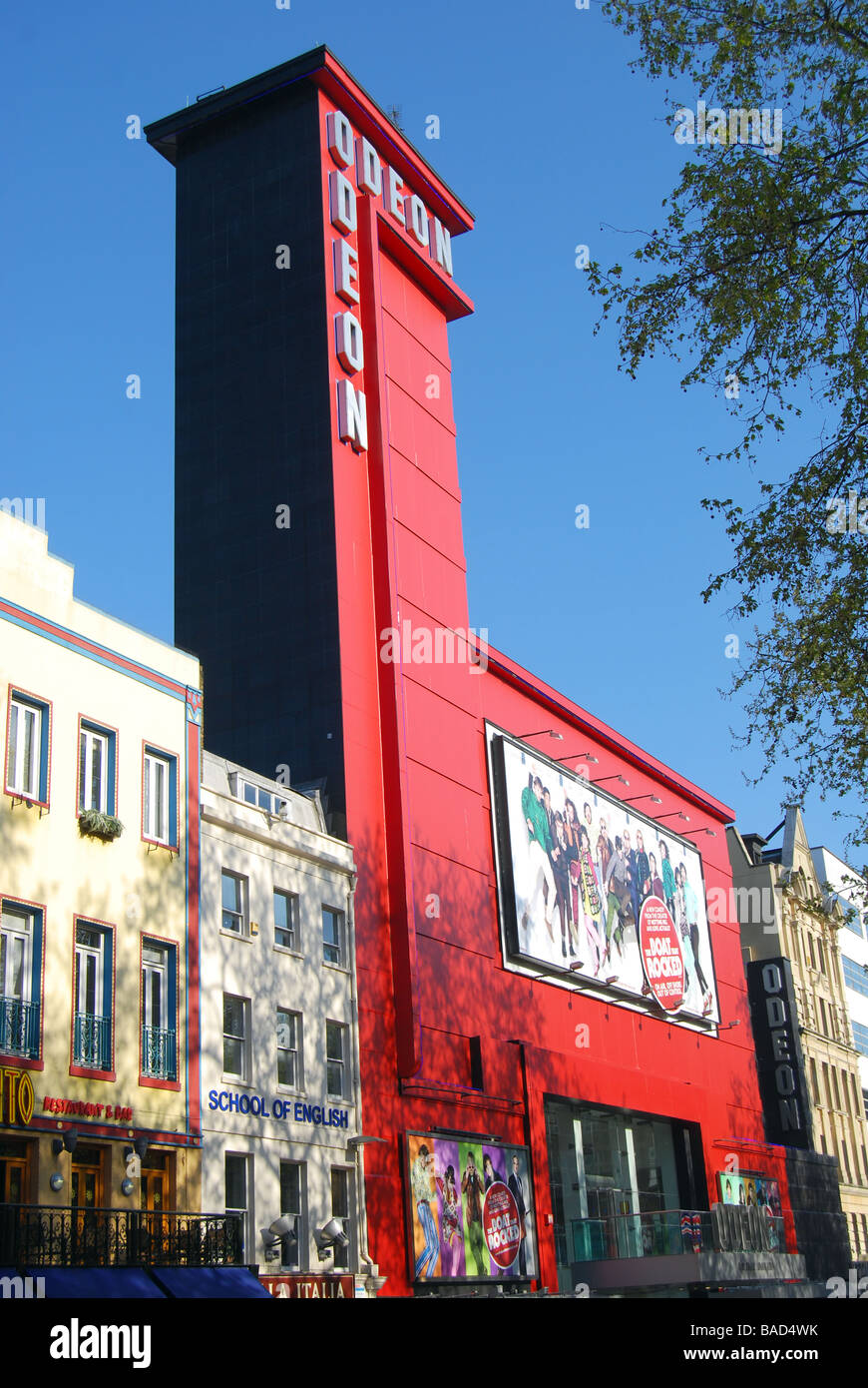 Odeon leicester square hi-res stock photography and images - Alamy