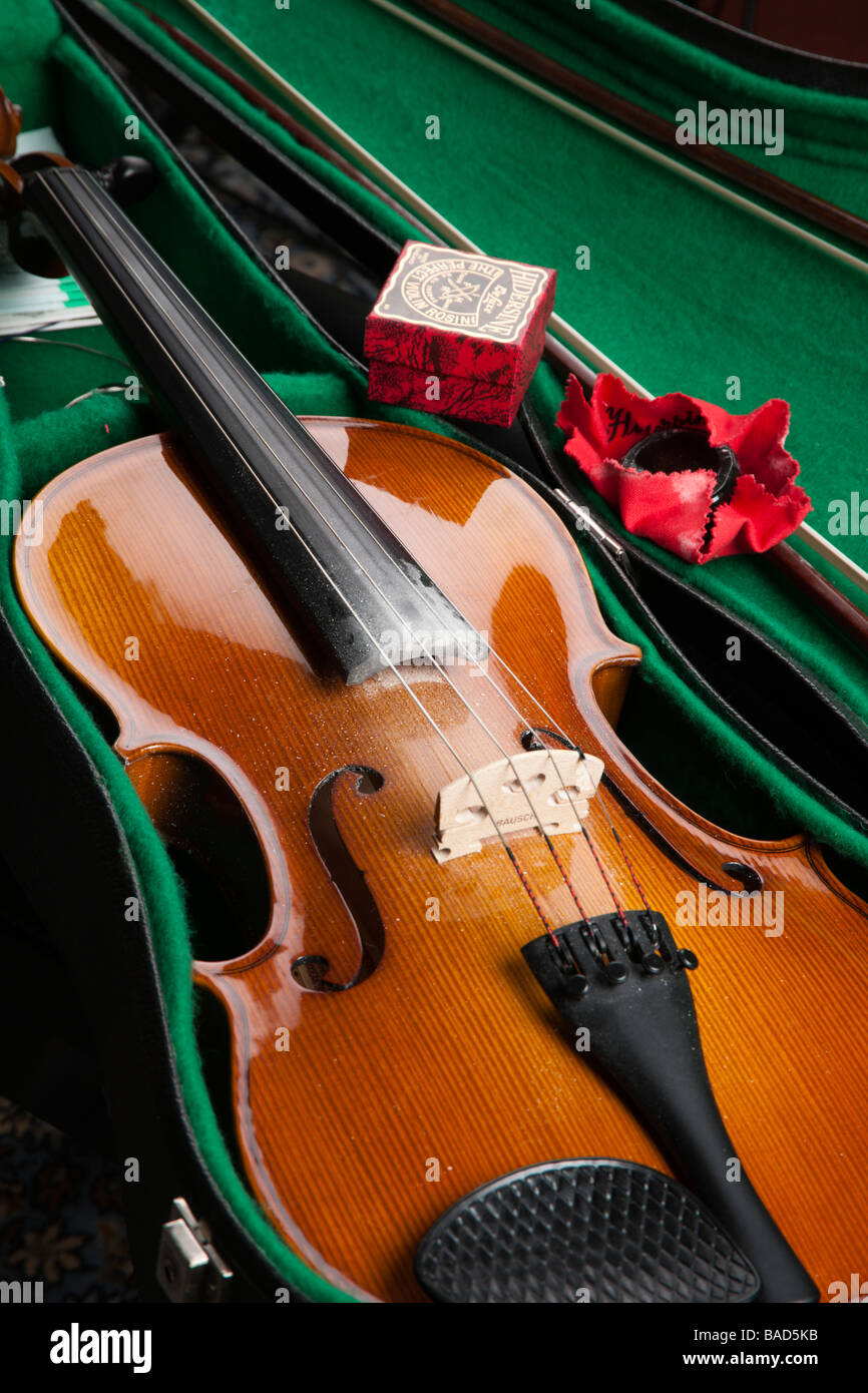 Instrument Case High Resolution Stock Photography and Images - Alamy