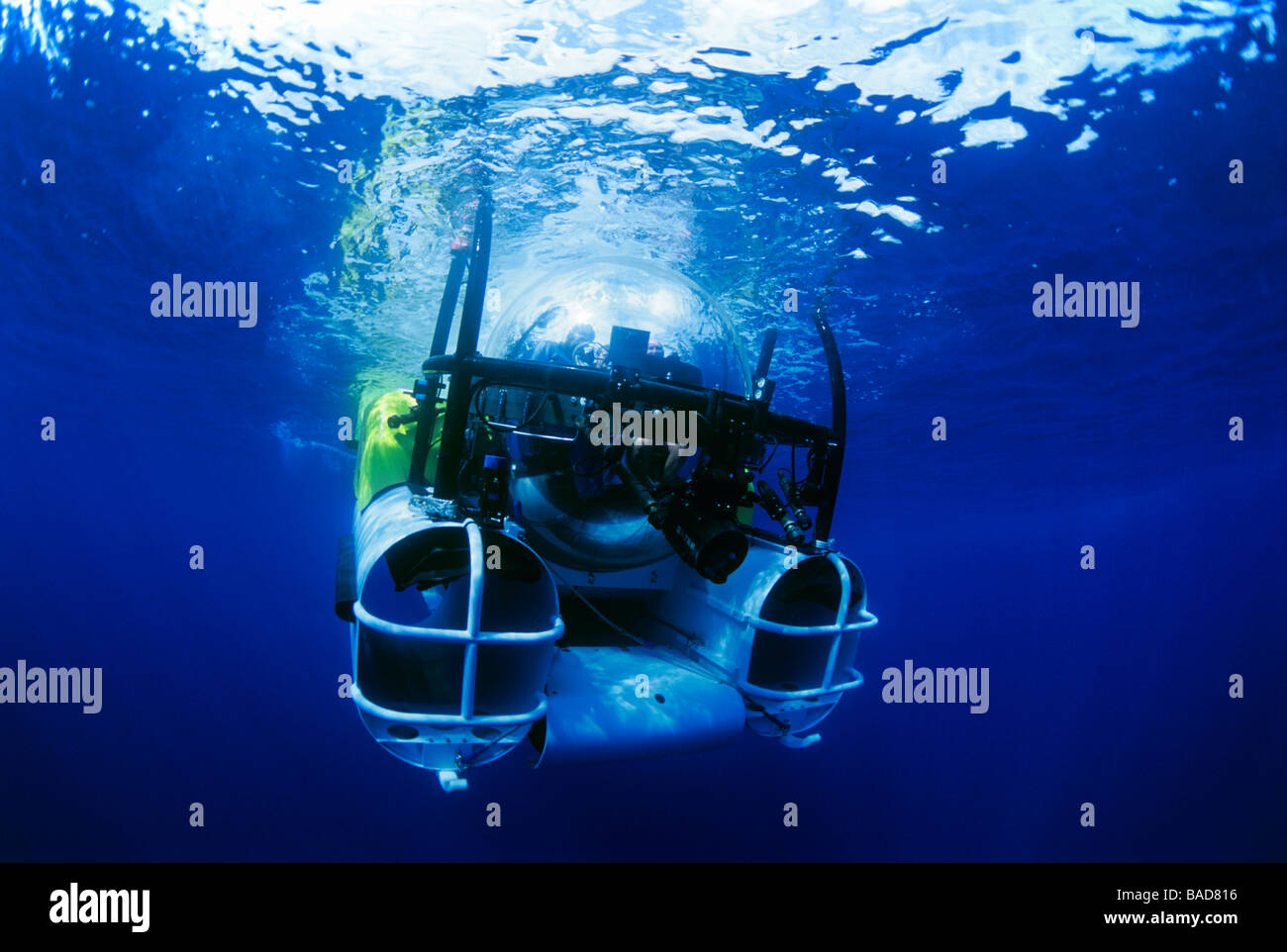 Deep sea submersible underwater hi-res stock photography and images - Alamy