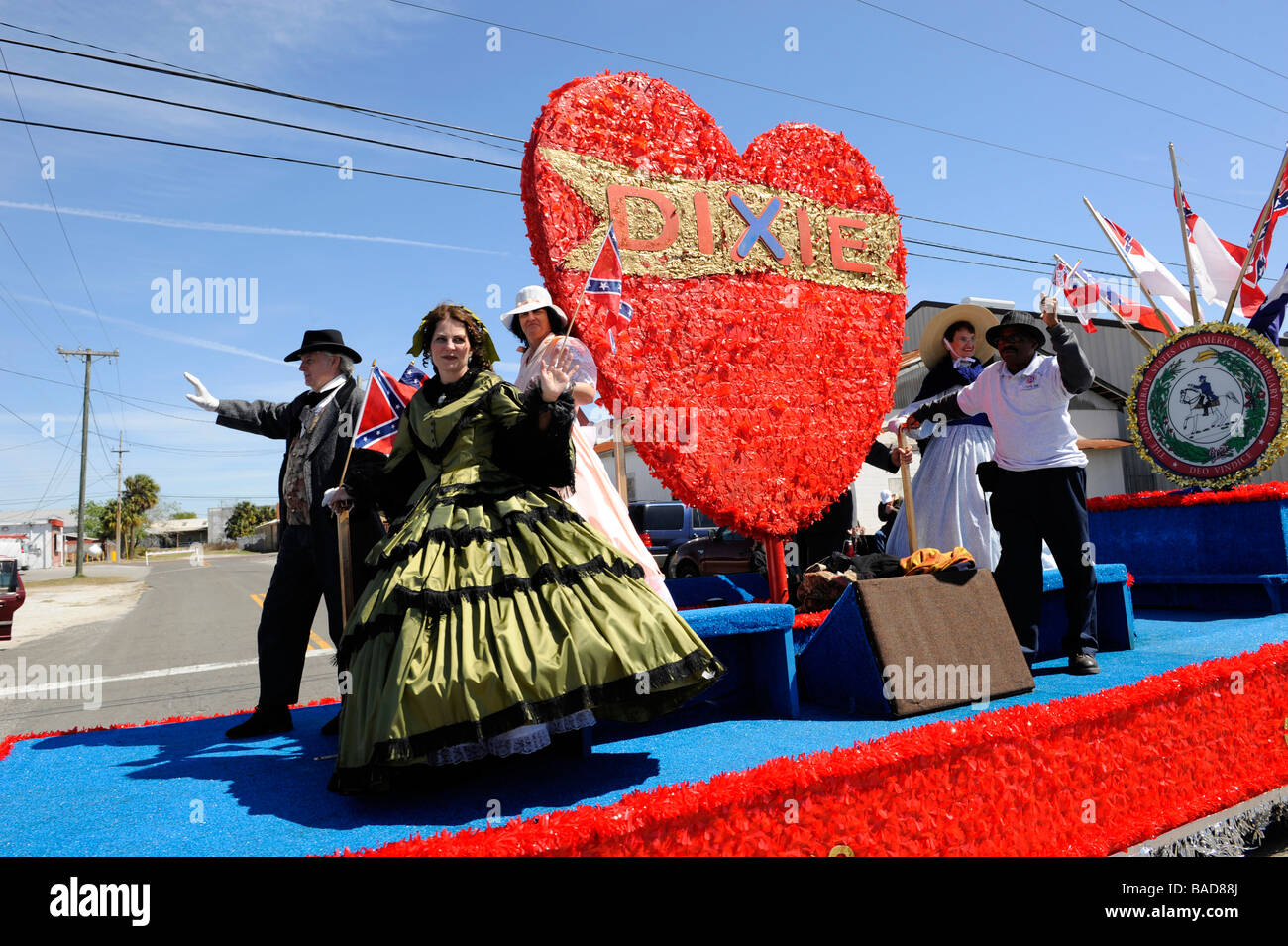 The Heart of Dixie Float in Strawberry Festival Parade Plant City ...