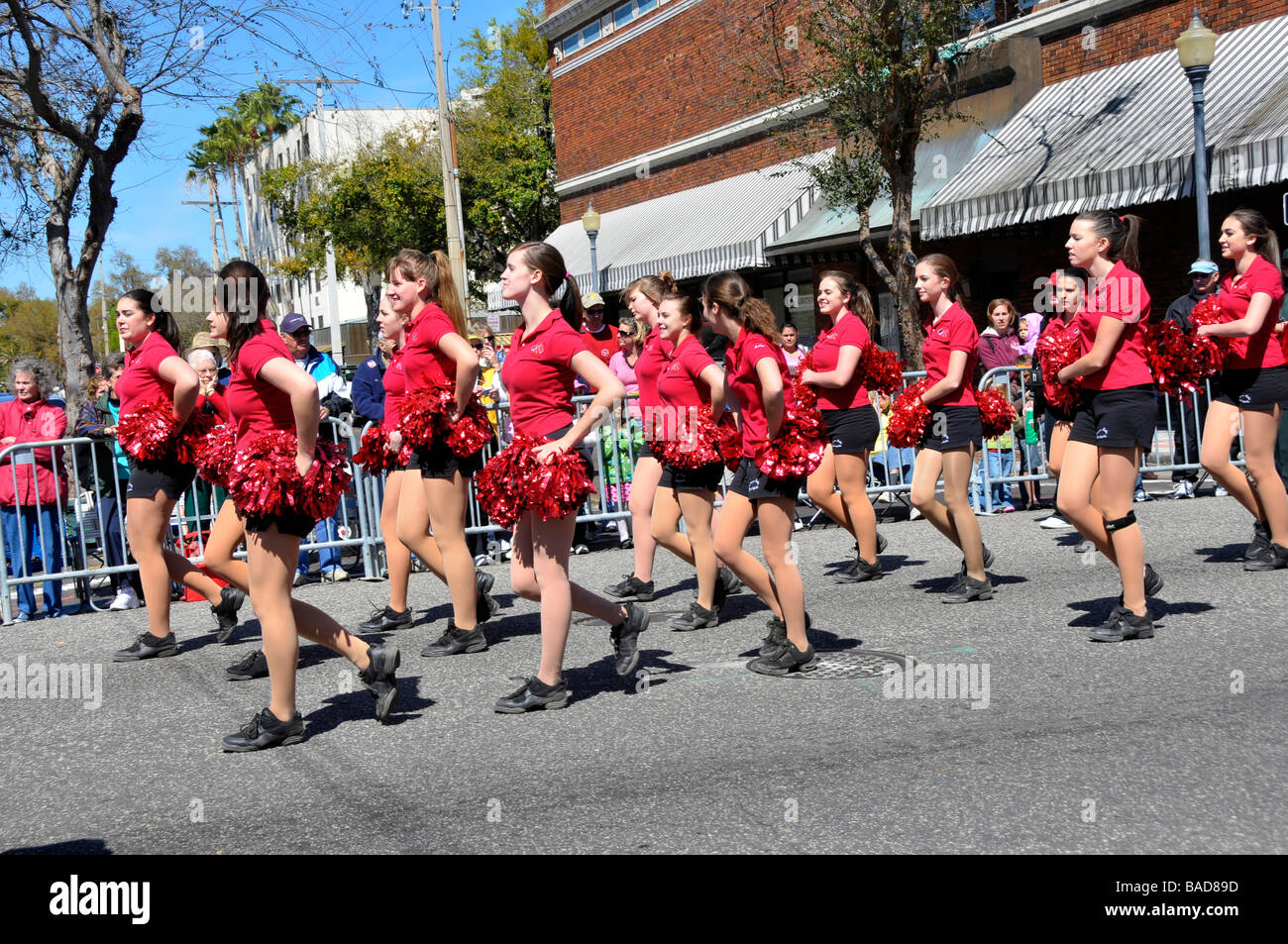 Majorettes parade hi-res stock photography and images - Alamy