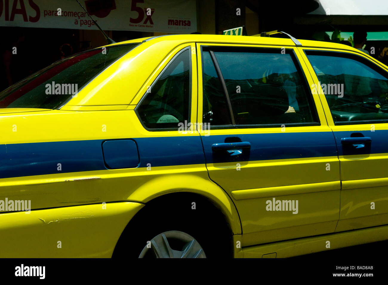 Glass taxi windows hi-res stock photography and images - Alamy