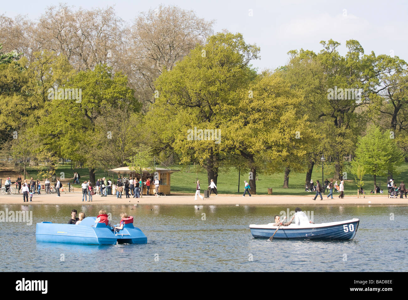 The serpentine hyde park hi-res stock photography and images - Alamy