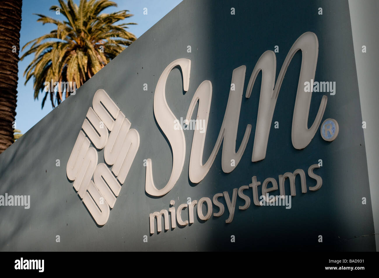 Front entrance to Sun Microsystems Inc Photos by Mark Tantrum Stock ...