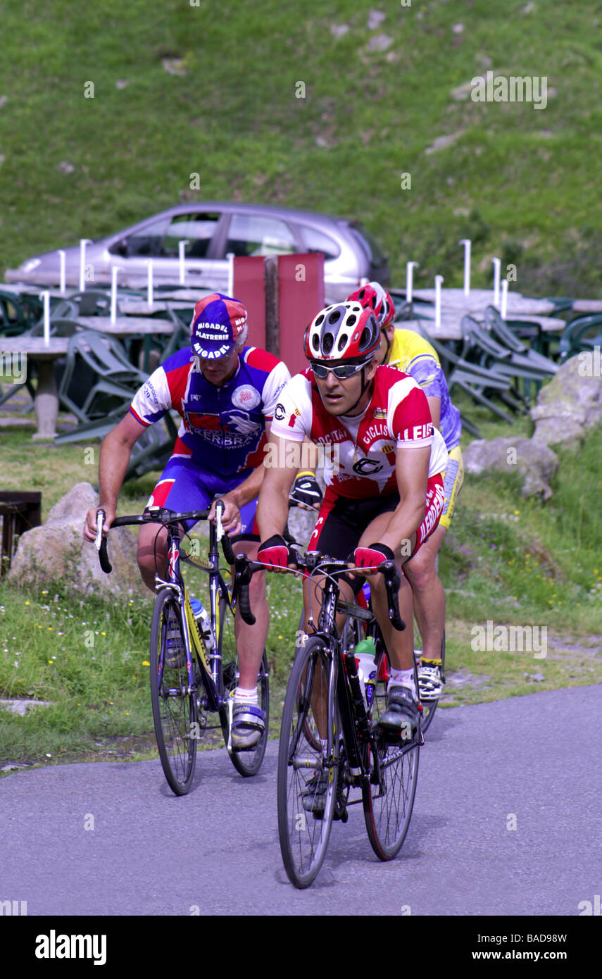 Cycling tour de france col de tourmalet hi-res stock photography and ...