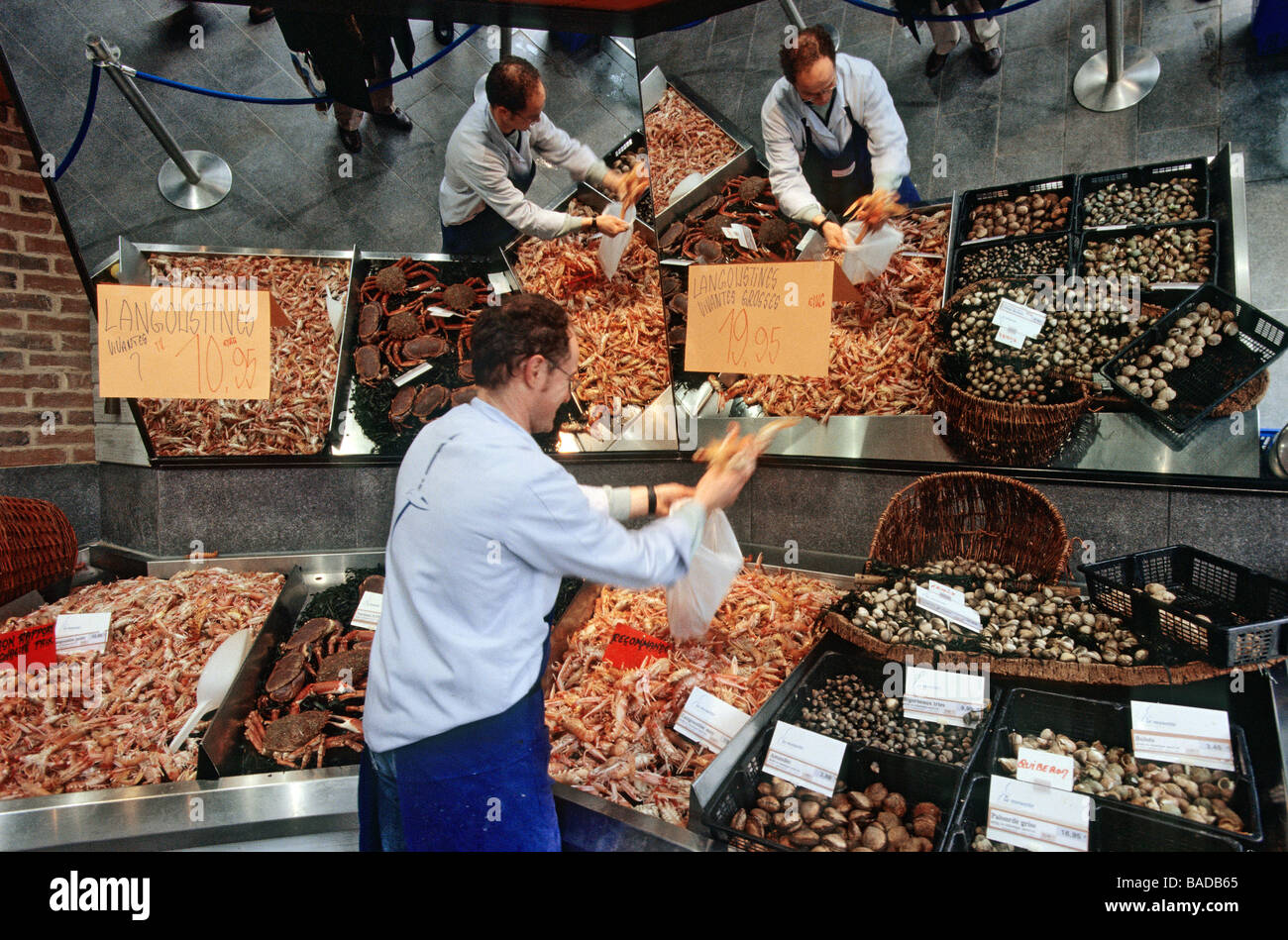 France, Ille et Vilaine, Rennes, stall of La Mouette fish shop in 17 ...