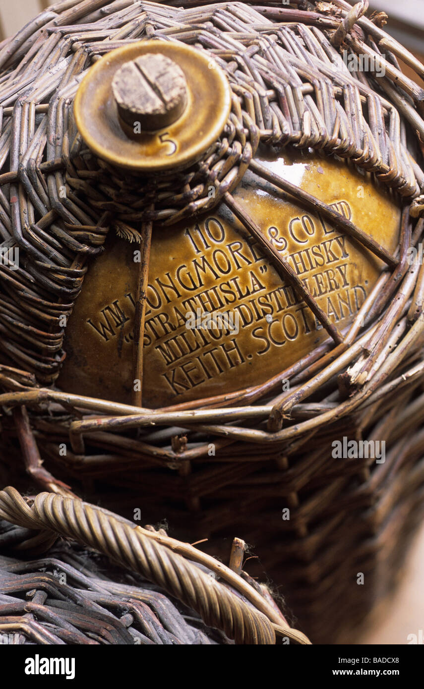 Strathisla distillery keith moray scotland hi-res stock photography and ...