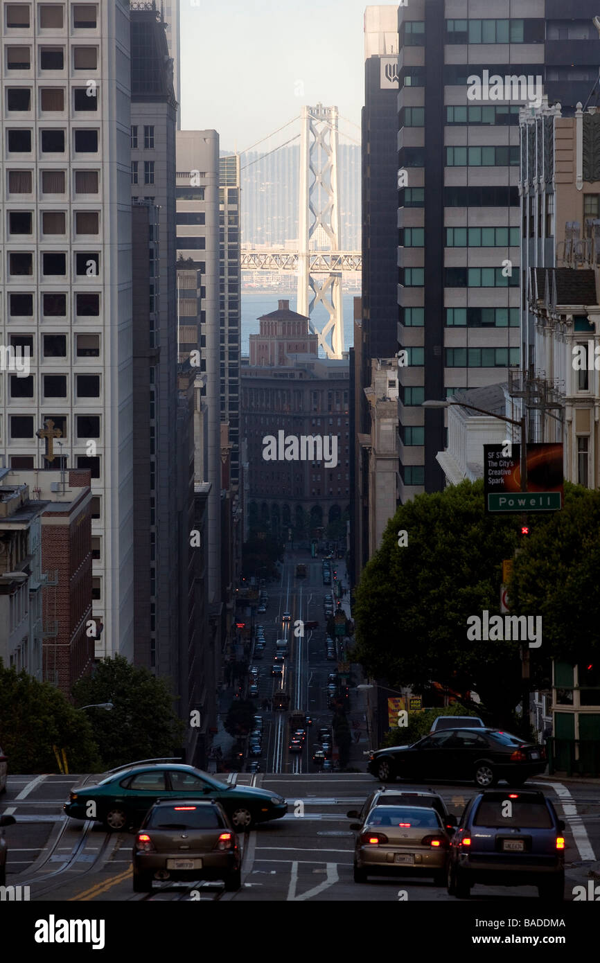 Car in san francisco slope street hi-res stock photography and images ...