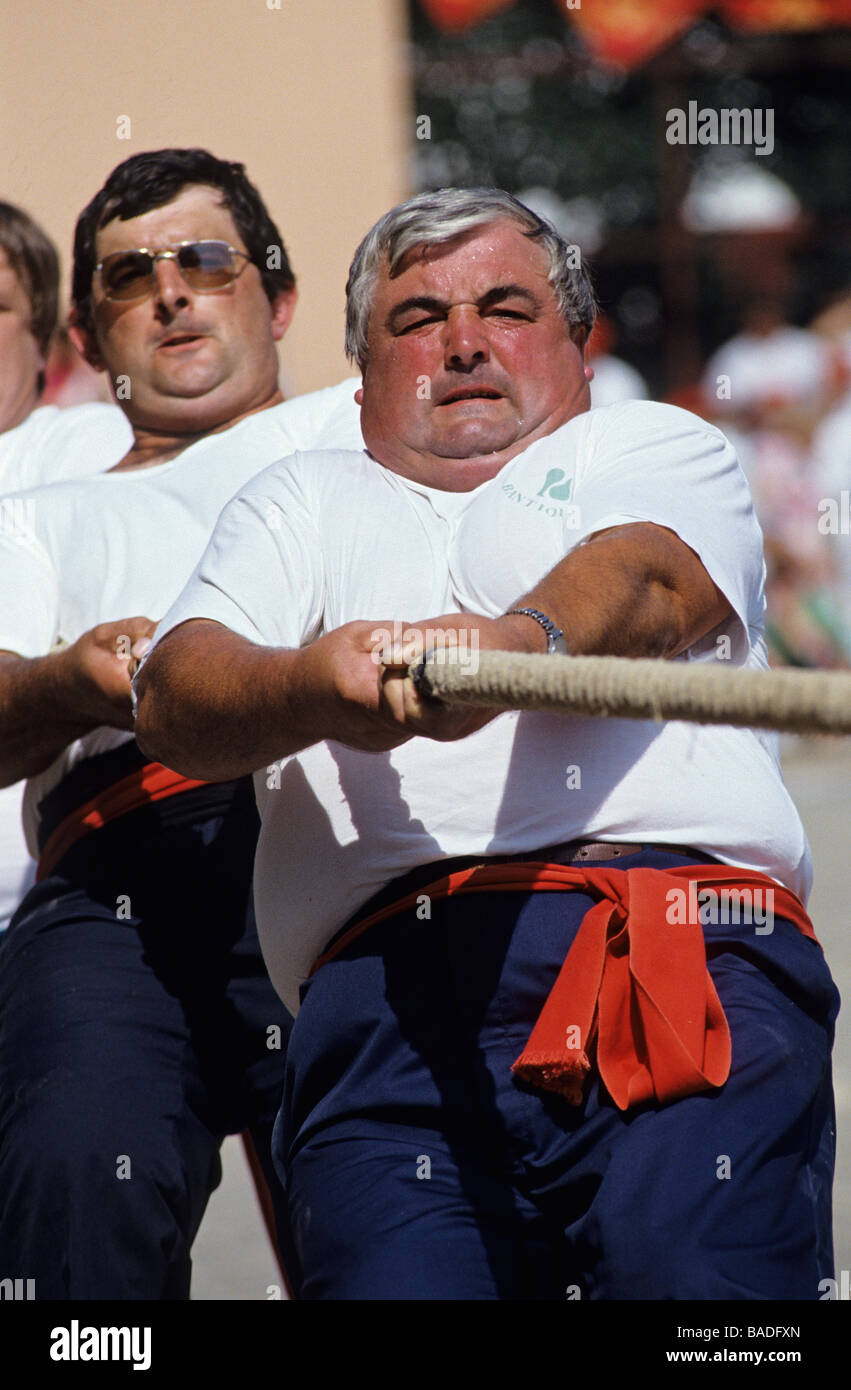 France, Pyrenees Atlantiques, Saint Palais, tug of war at the Force ...