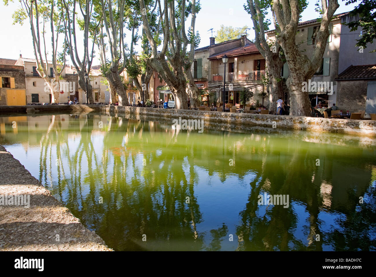 France, Vaucluse, Luberon, Cucuron, the Bassin de l'Etang Stock Photo ...