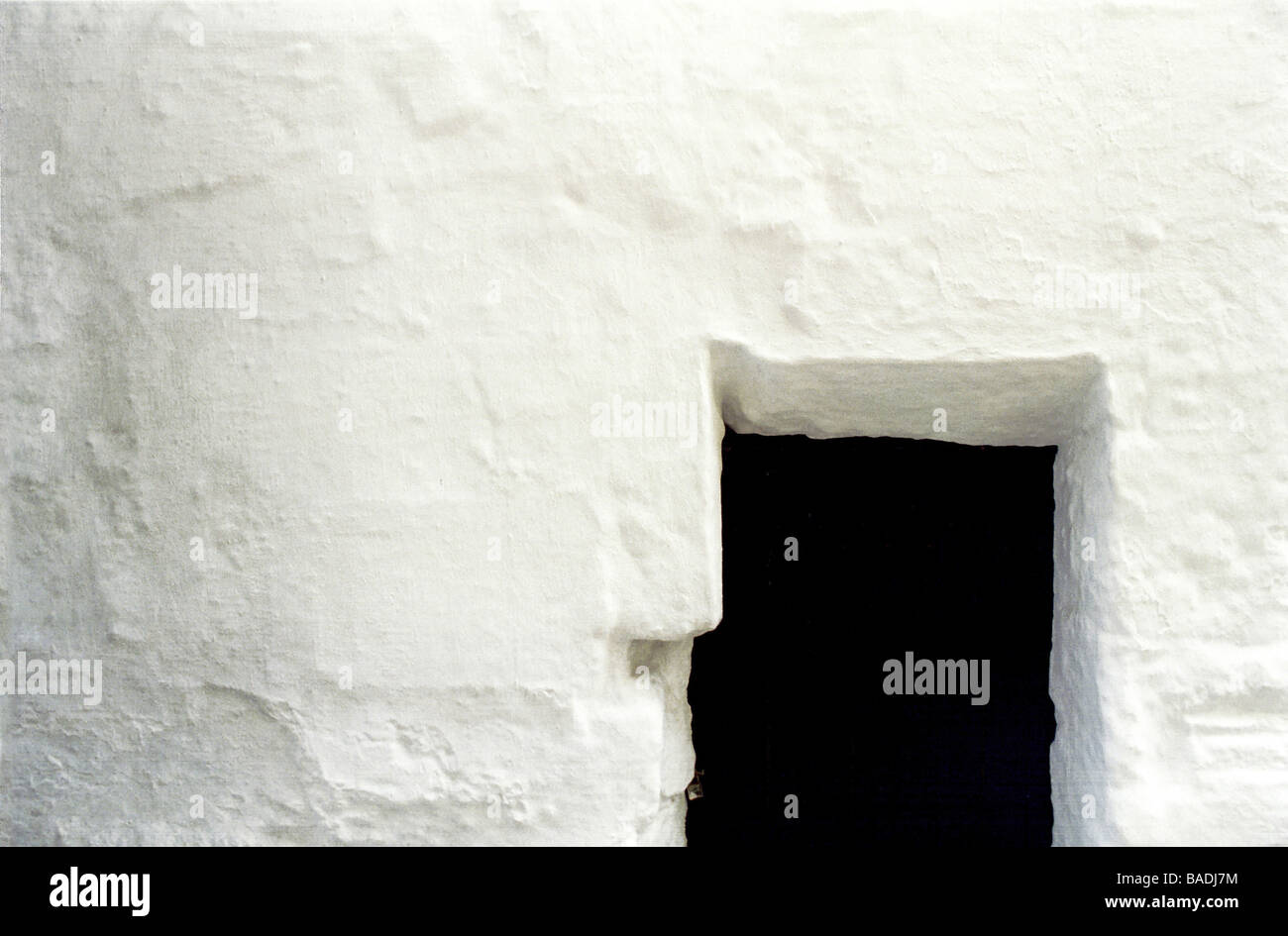 Bland walls hi-res stock photography and images - Alamy