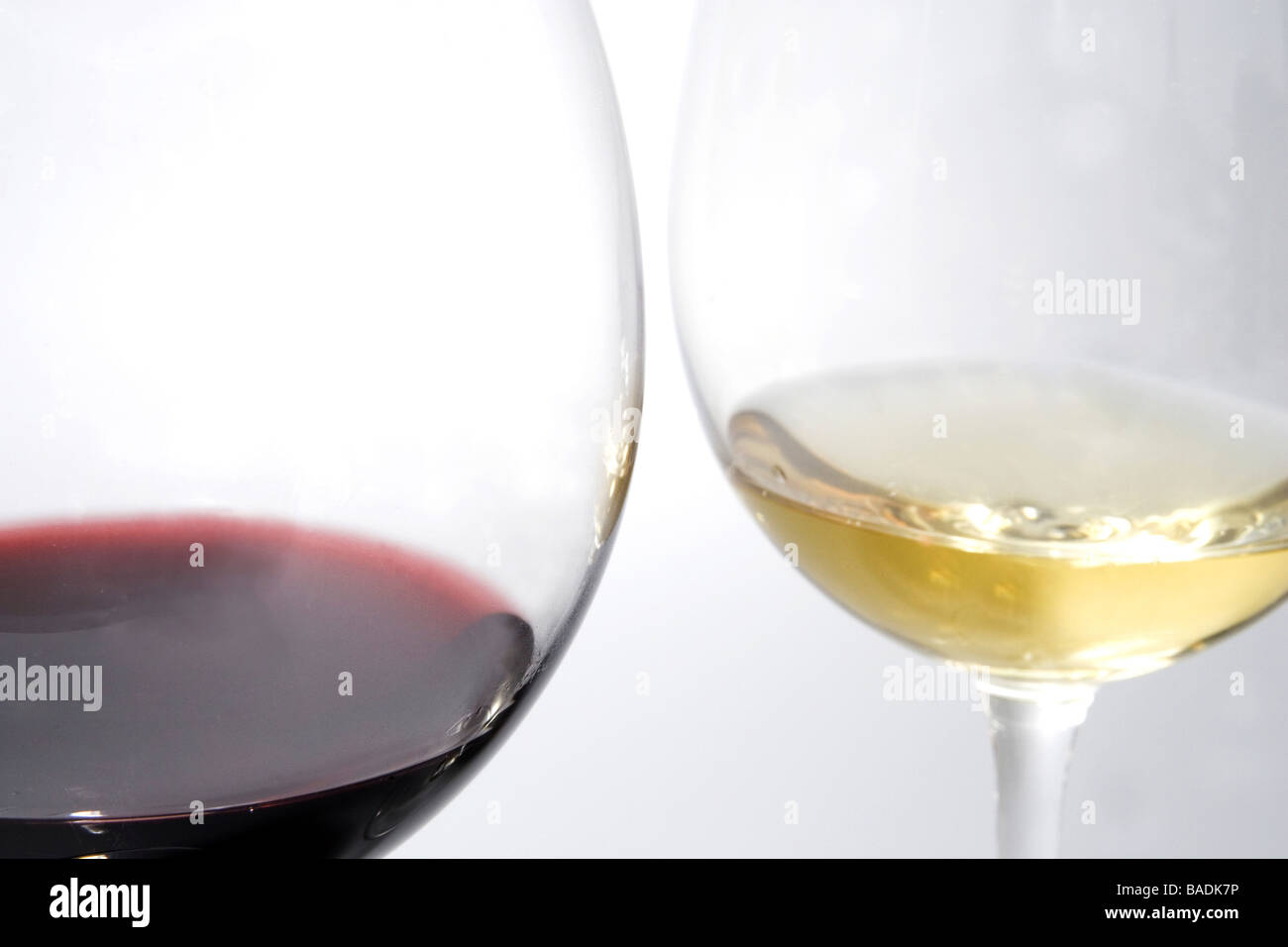 Red and white wine Stock Photo - Alamy