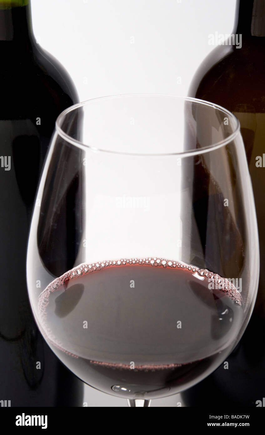 Red wine in glass Stock Photo - Alamy