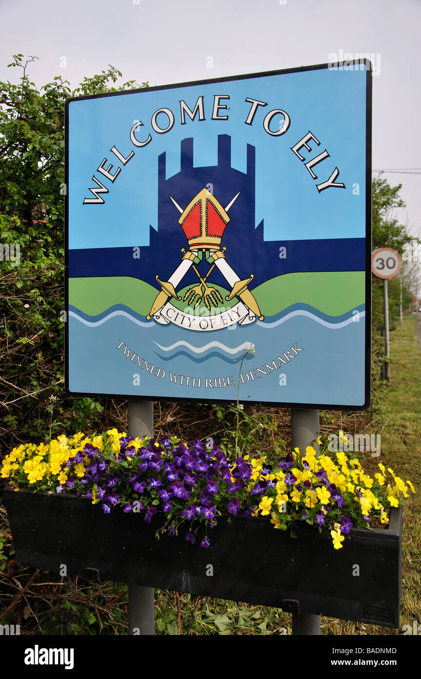 City of ely sign hi-res stock photography and images - Alamy