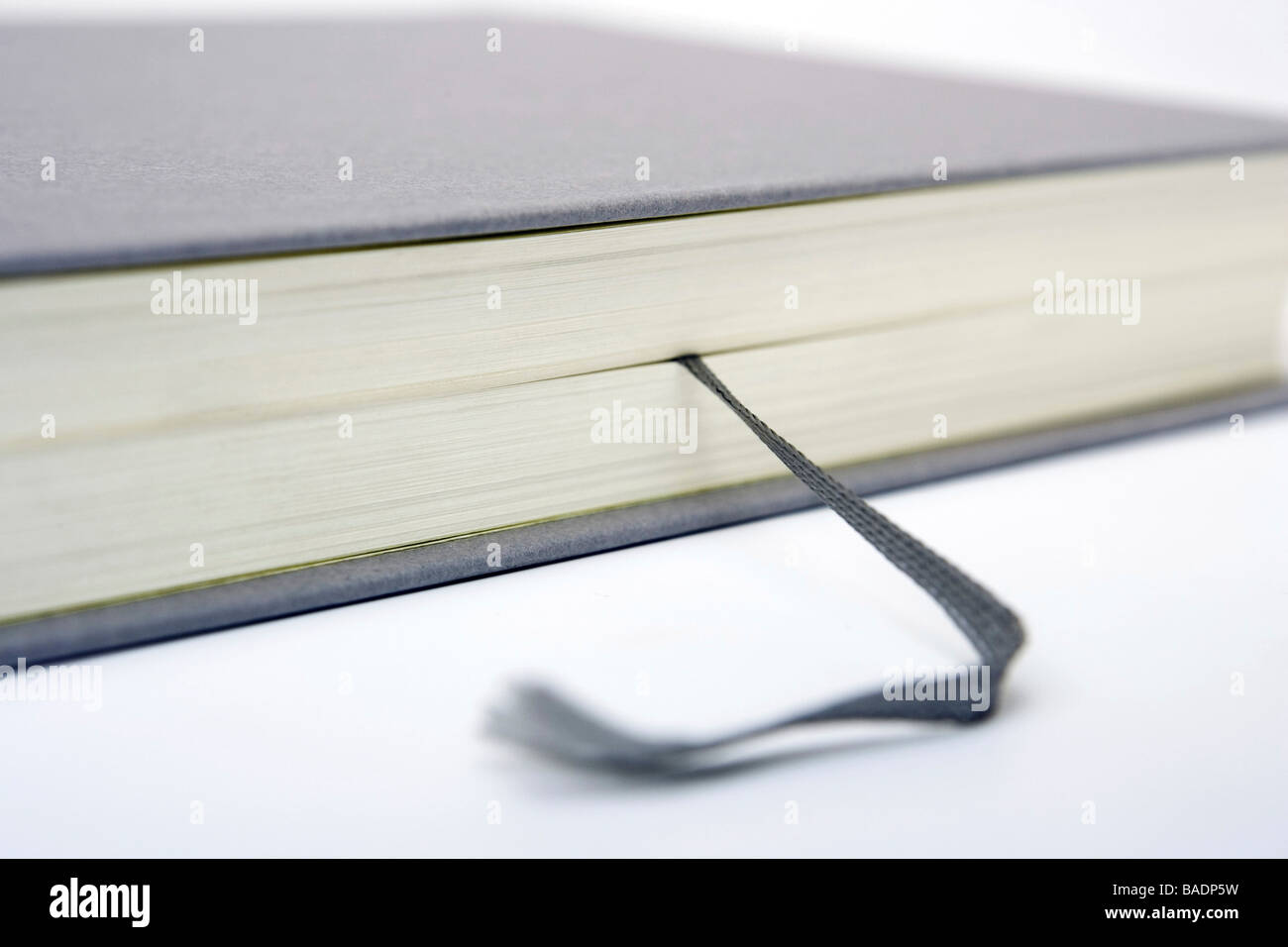 End of book hi-res stock photography and images - Alamy