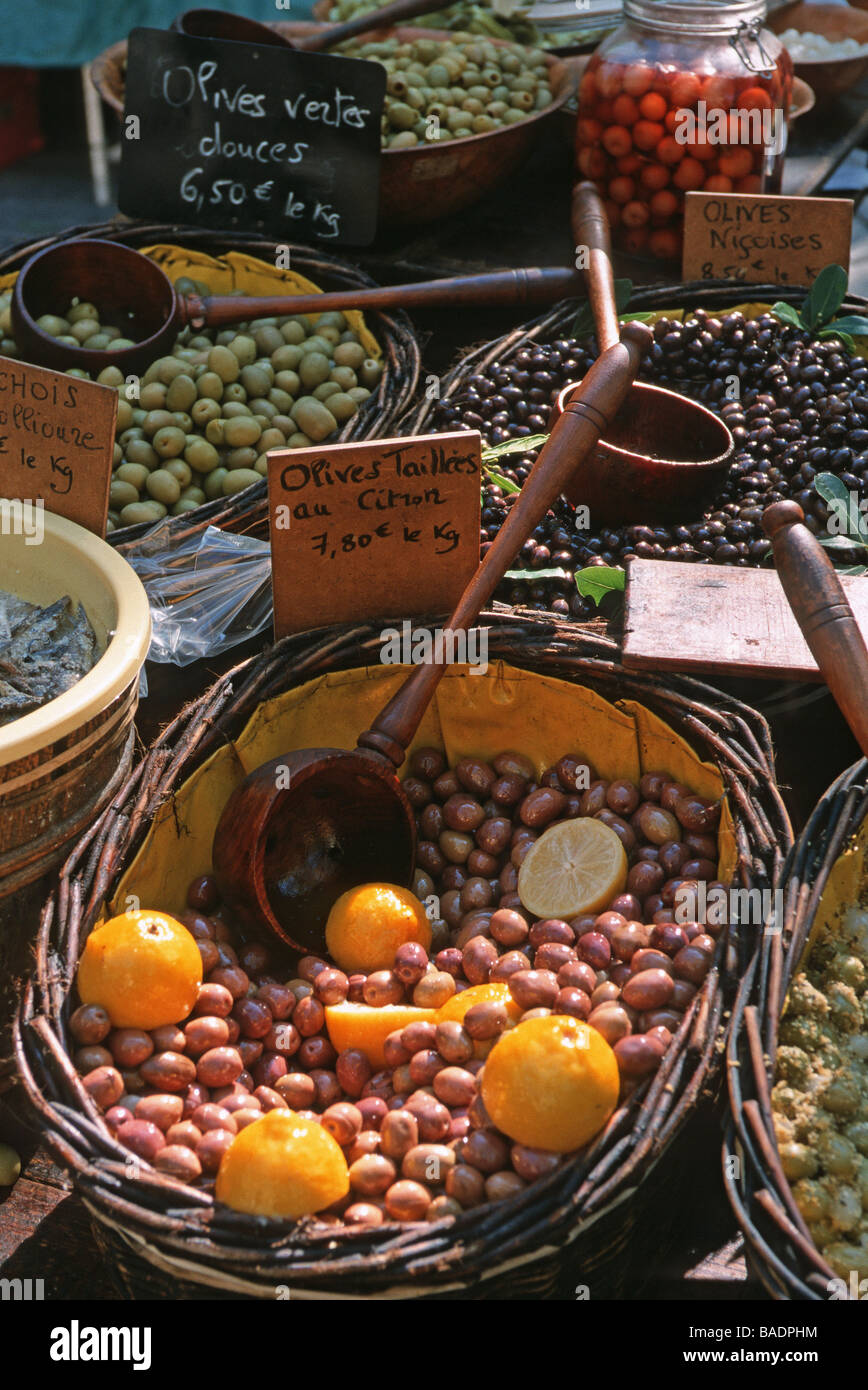France, Gard, Uzes, Place aux Herbes, weekday market, detailed picture ...