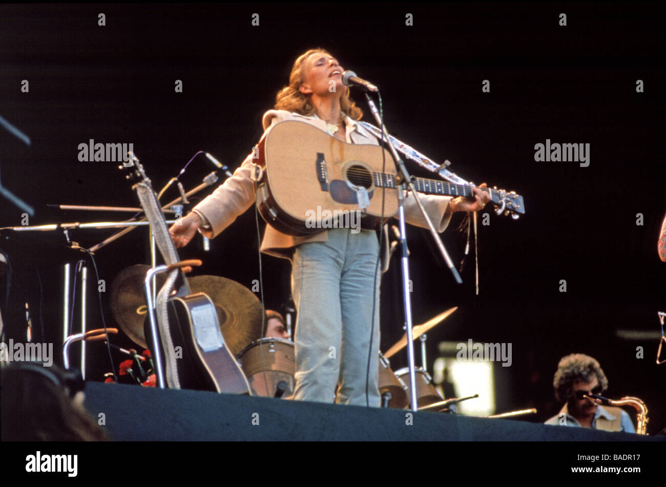 Joni mitchell hi-res stock photography and images - Alamy
